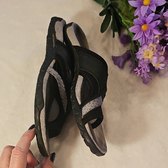 Shoes | Merrell High Performance Black Gray Sandals Size 7 | Poshmark